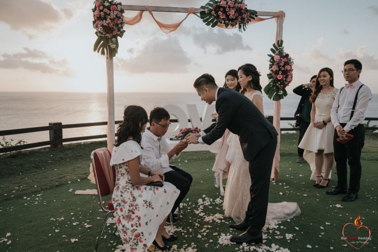 SIMPLE WEDDING PACKAGE – Bali Home Wedding